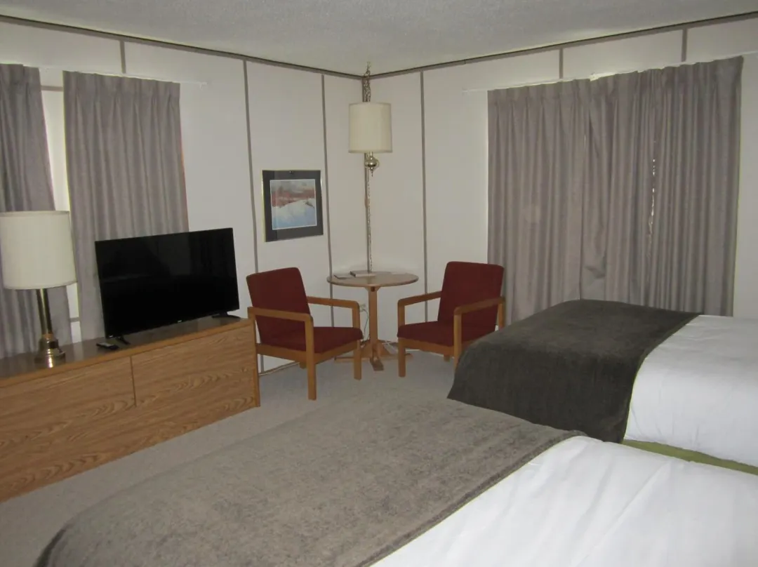 Triple J Hotel - Dawson City