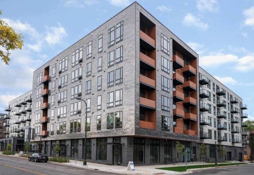 CozySuites Marquee (Minneapolis) - 2026 Prices, Reviews & Deals | Trip.com