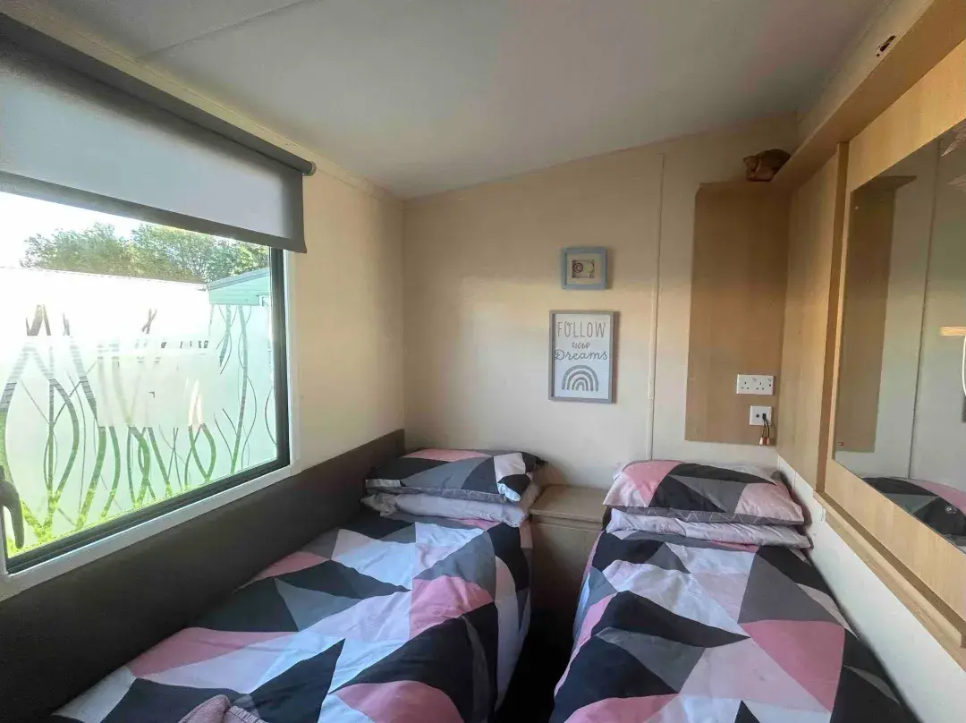 Charming Holiday Park Retreat In Morecambe - Family-friendly Escape - Lancashire