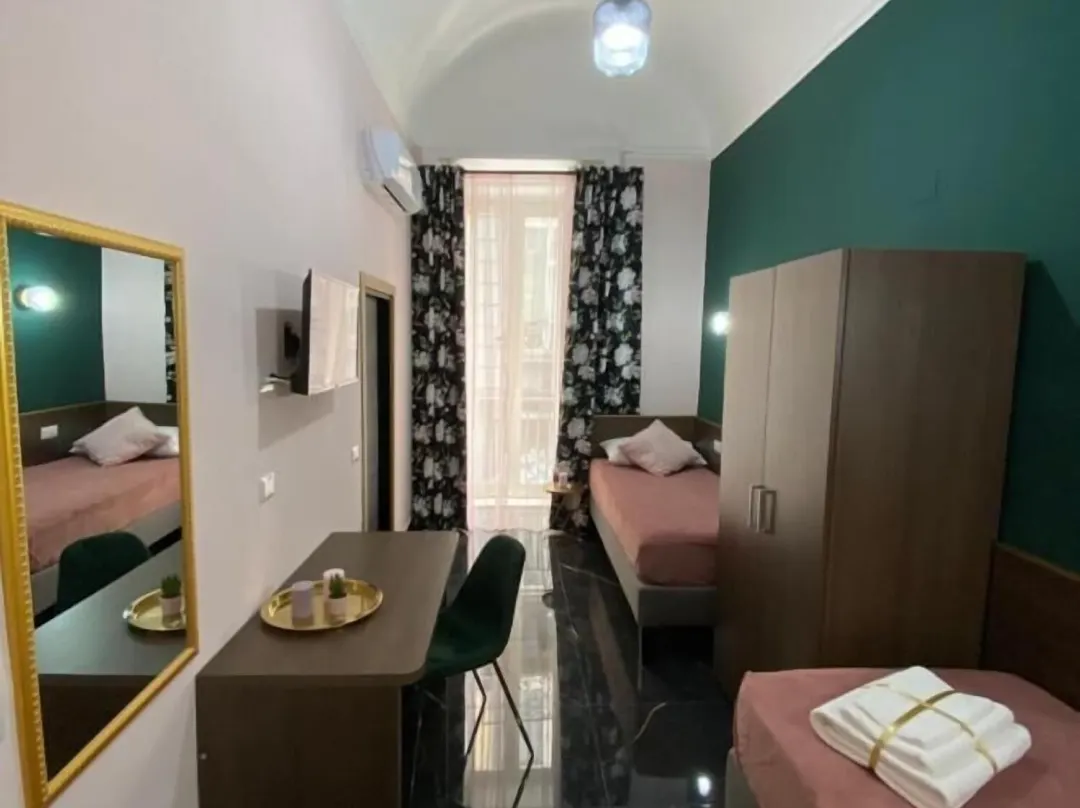 Katarios Suite - Неаполь