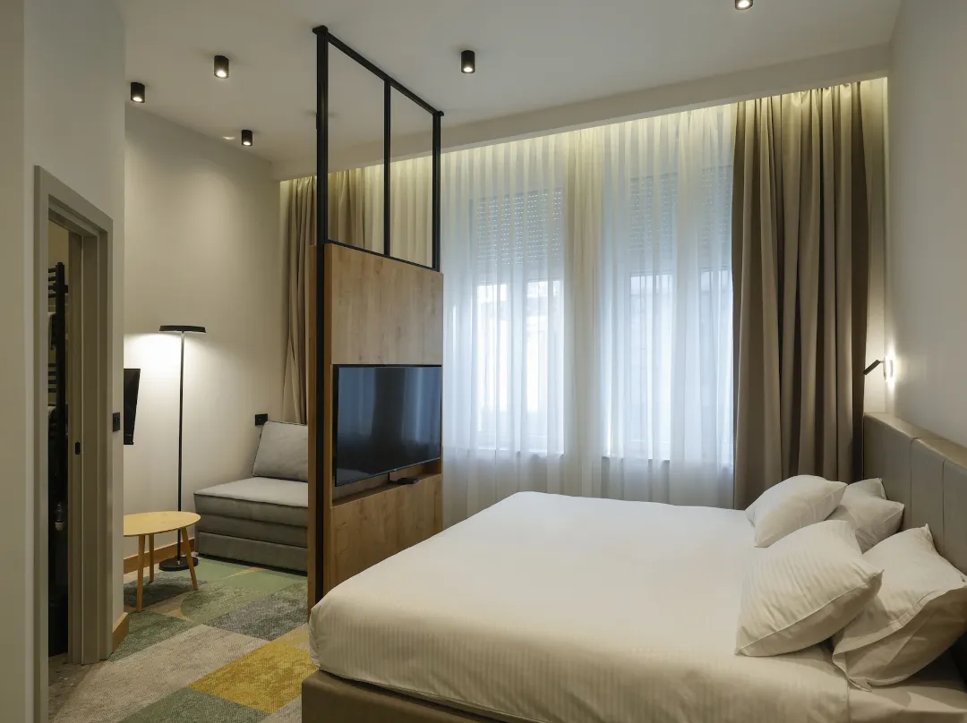 Hop Inn Rooms & Suites - Belgrade