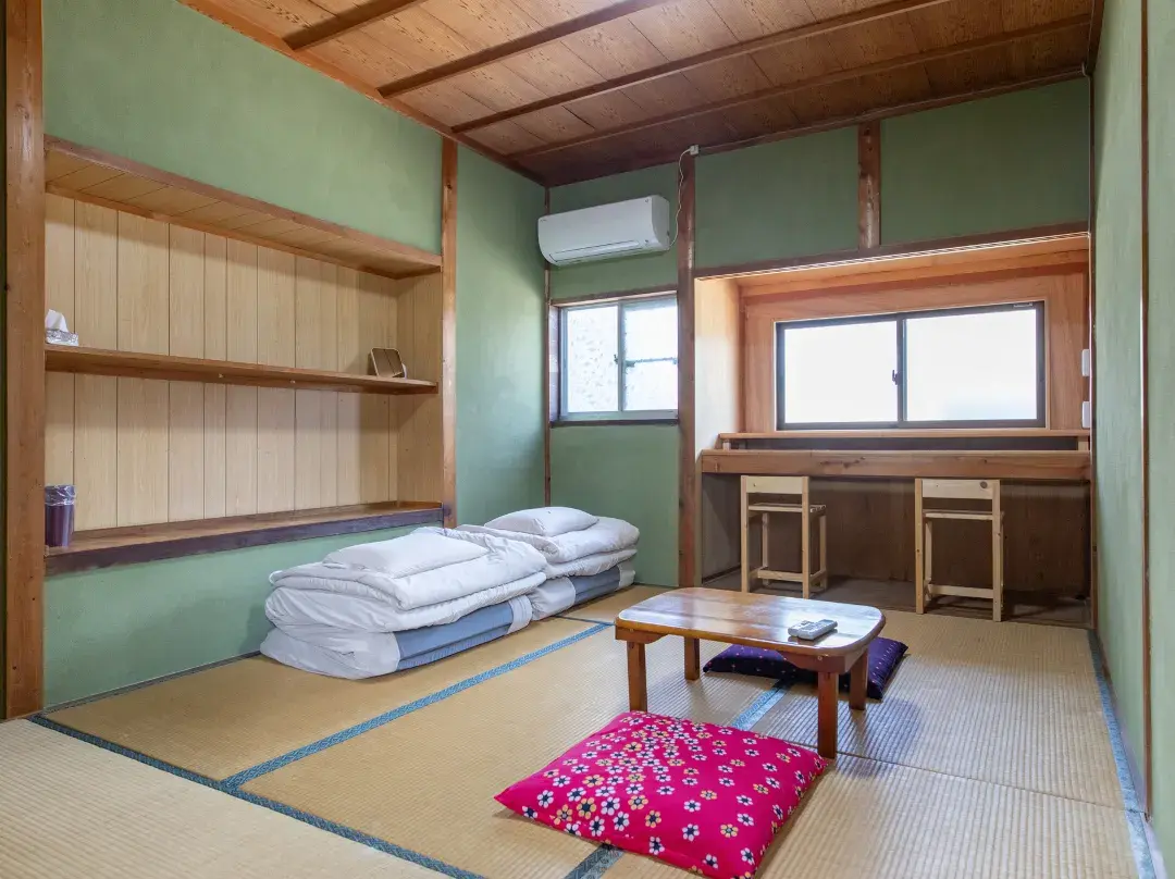 Amino Guesthouse Bench - 교탄고시