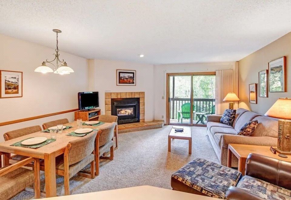 Convenient Location with Bus to Slope, Grand County - 2026 Prices ...