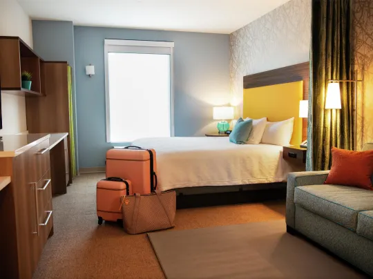 Home2 Suites By Hilton Stevens Point - Stevens Point, WI