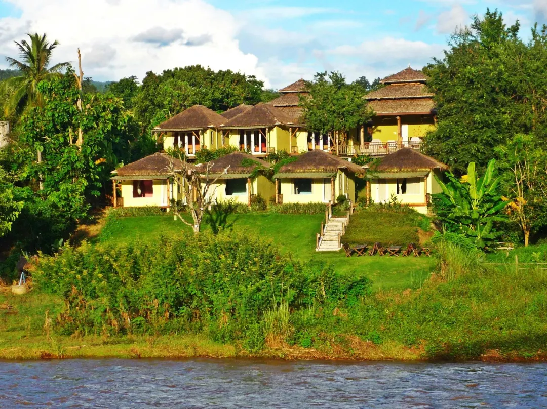 Him Naam Pai Resort - Mae Hong Son