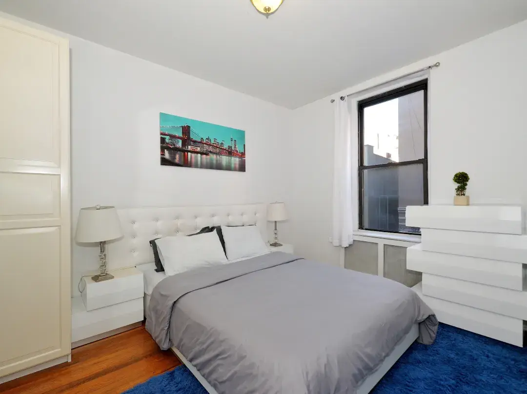 Midtown West Furnished 3 Bedroom Apartment - Bryant Park, NY