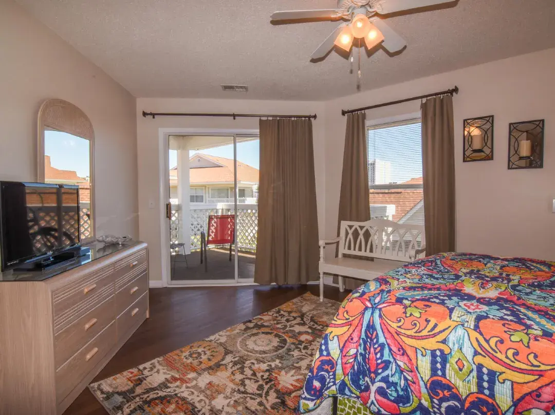 Pool Access And Scenic Golf Course View - Charming Coastal Retreat - North Myrtle Beach, SC