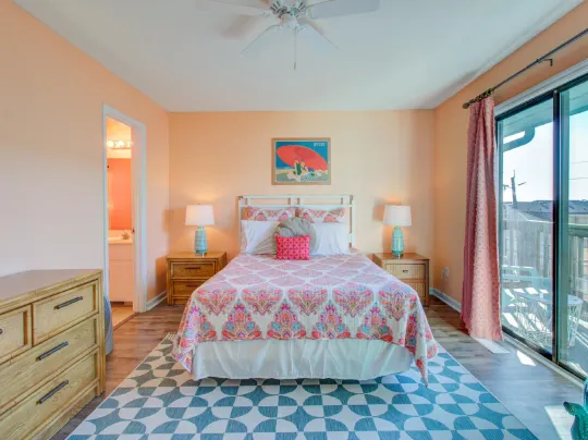 Oceanfront Views And Private Deck - Inviting Coastal Sanctuary - Carolina Beach, NC