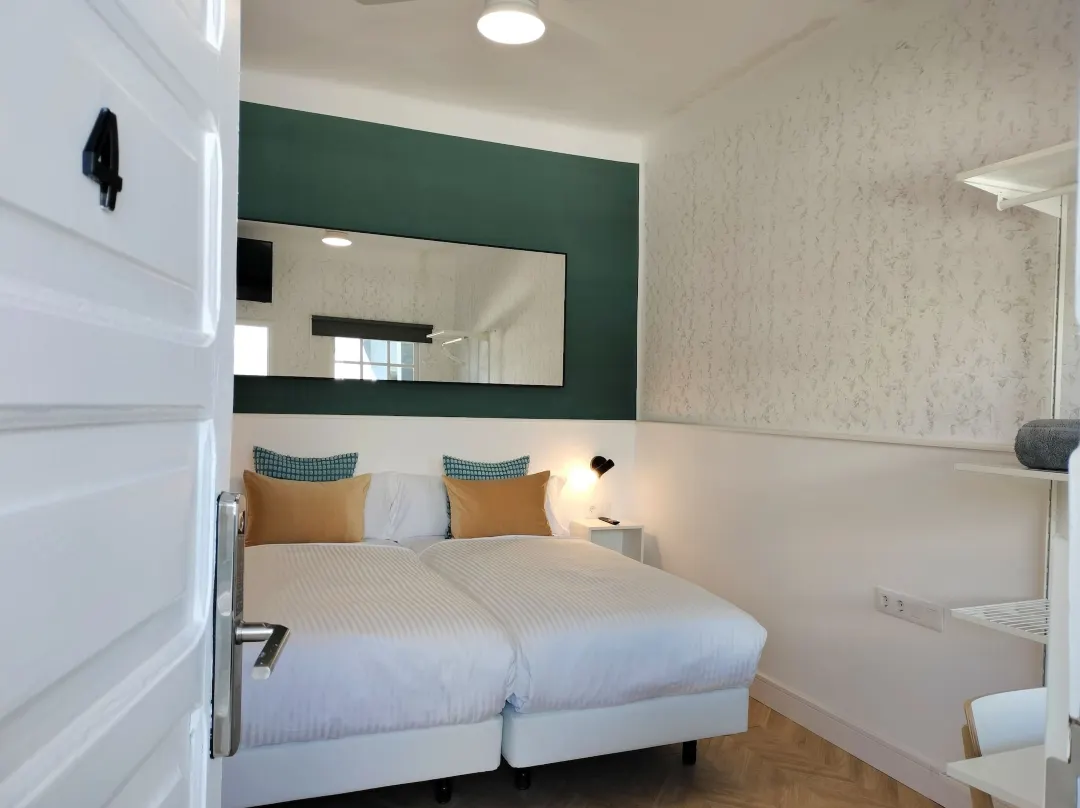 Room27- City Center - Canary Islands