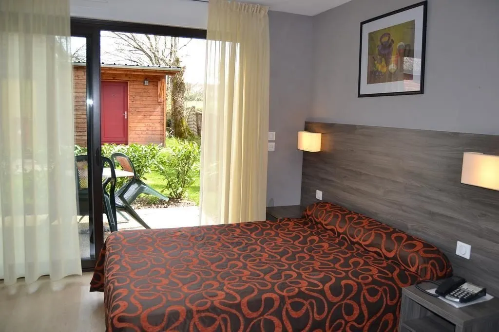 Le Relais Des Cinq Routes - Indre