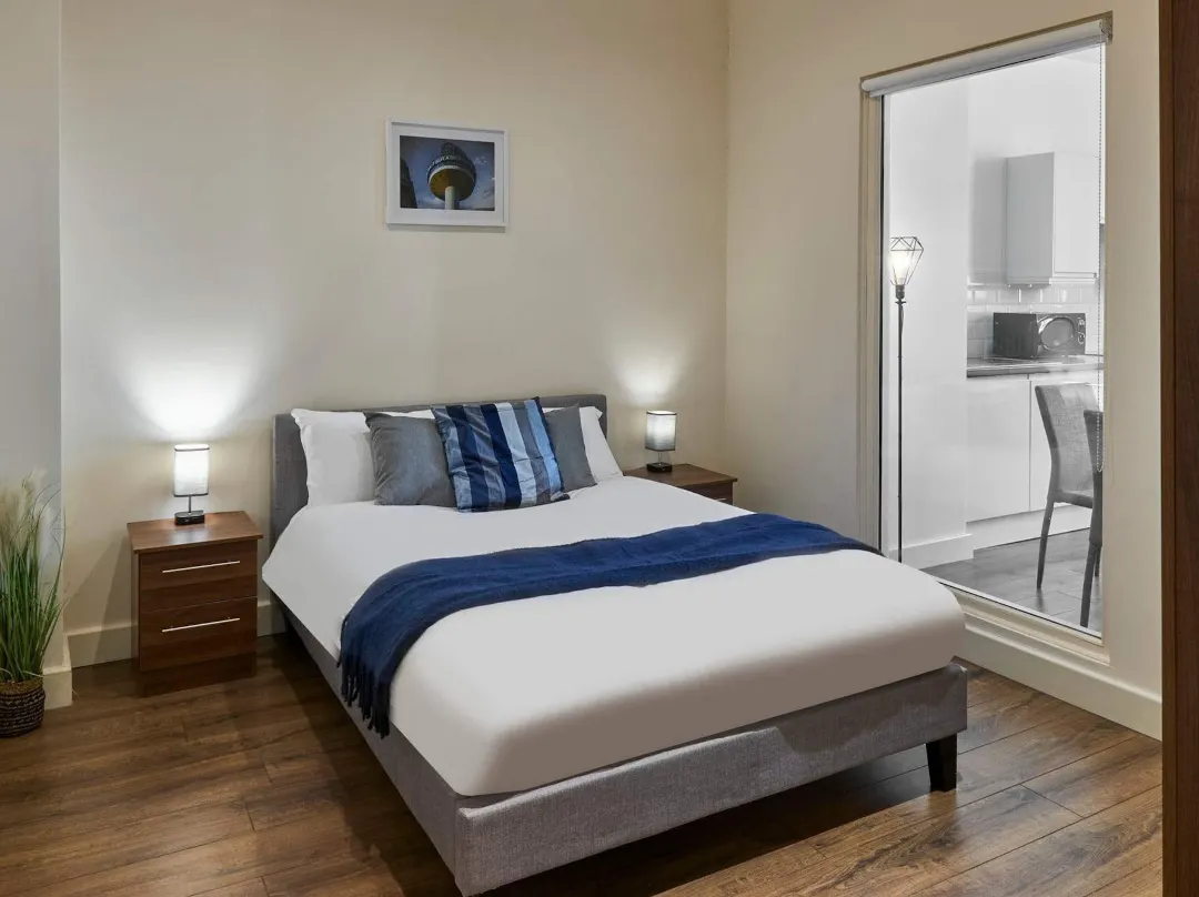 Host & Stay | Three Graces Getaway - Birkenhead