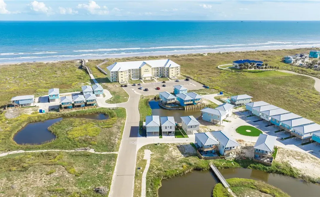 Private Pool, Golf Cart Included, Pet Friendly - Port Aransas, TX