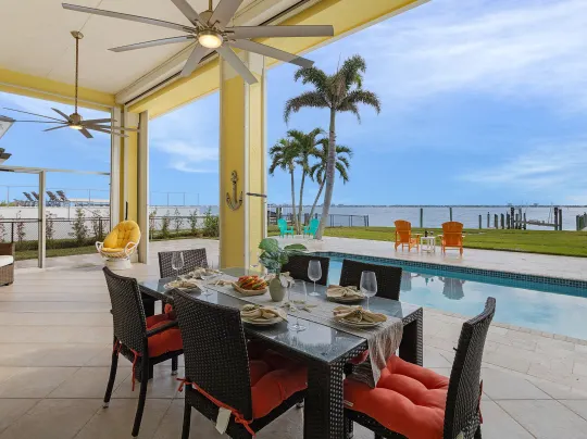 Heated Pool, Spa And Breathtaking Views - Stunning Waterfront Oasis - Fort Myers, FL