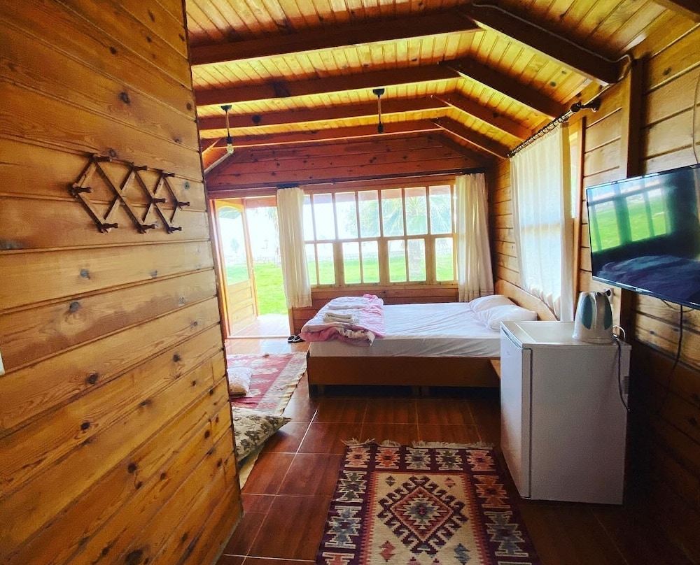 Demre Sahildeki Ev Bungalov - Demre