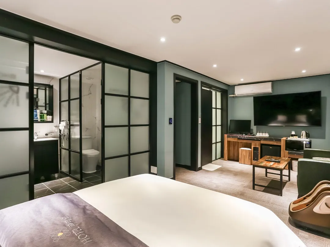 Goseong Hotel Patio - 고성군