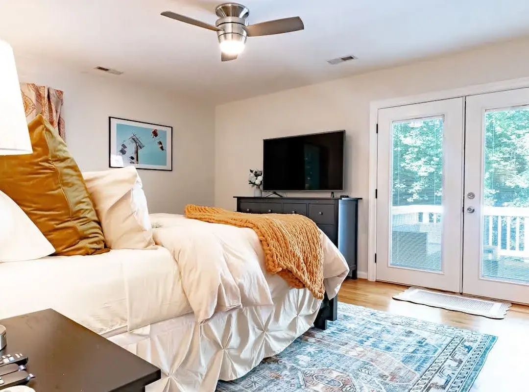 Riverside Oasis - Wifi, Reduced Rates For Displaced Persons - Raleigh, NC