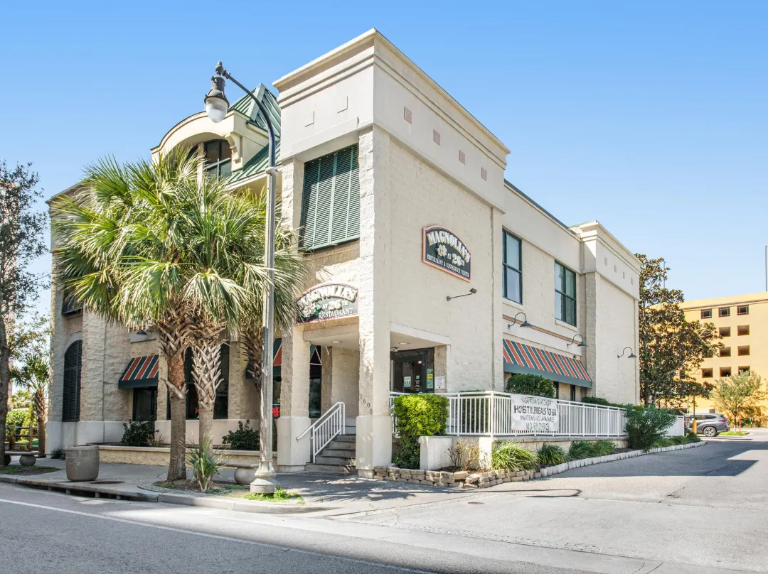 Carolinian Beach Resort 1734 - Myrtle Beach, SC