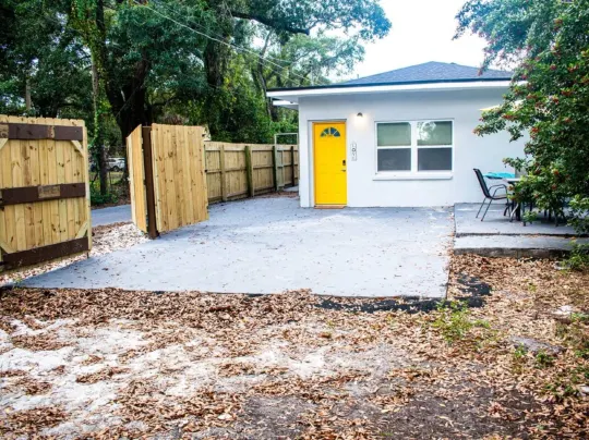 Charming Ybor Haven With Full Kitchen And Fenced Backyard - Cozy Retreat - Davis Islands, FL