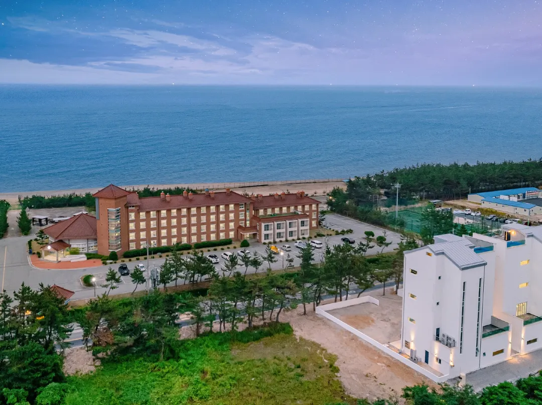 Gangneung Ampm Poolvilla - Gangneung-si