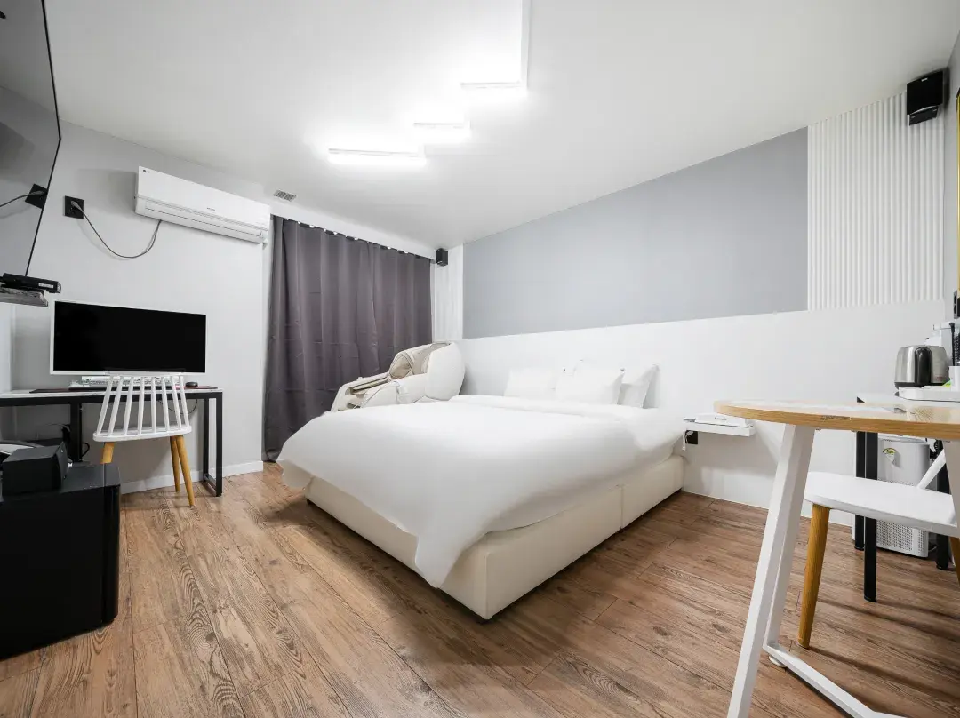Iksan Room9 Hotel - Gwangju