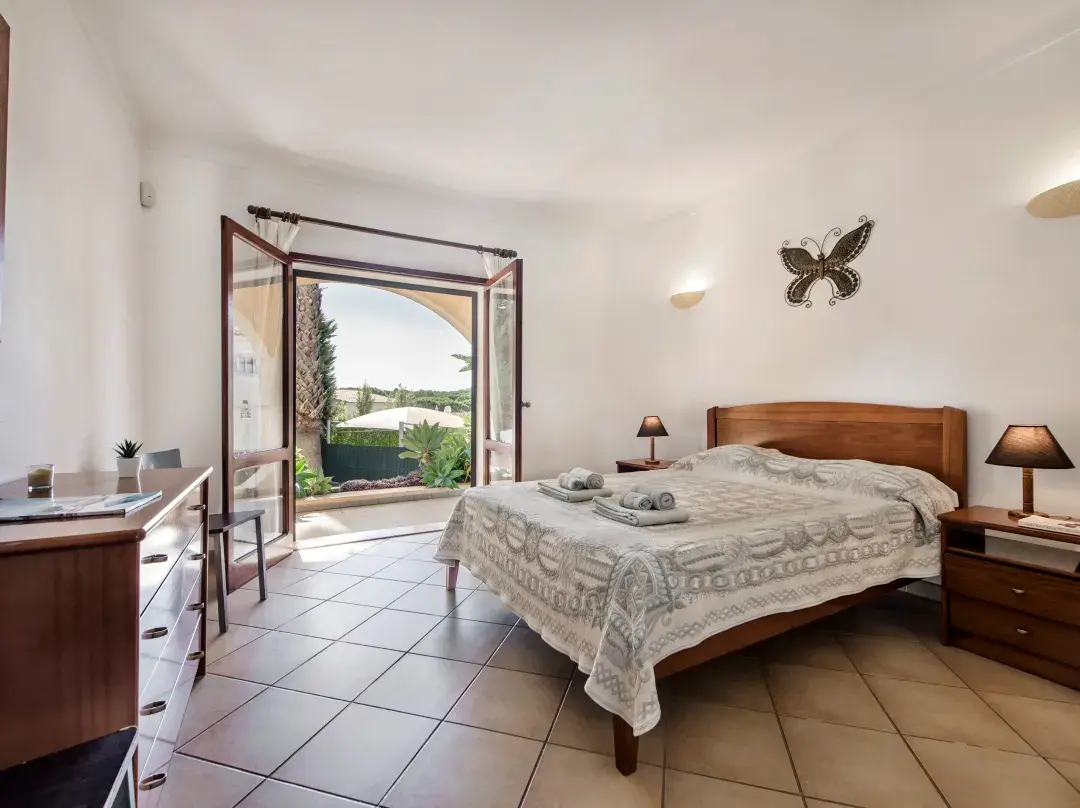 Exclusive Retreat In Vilamoura, Private Pool, Off-street Parking, Free Ac & Wifi - Quarteira