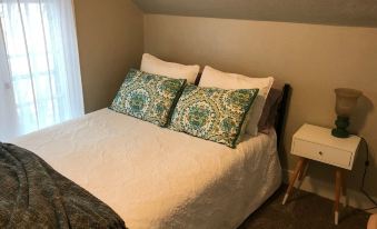 Escape to this newly renovated country cottage, Paris - 2026 Prices ...