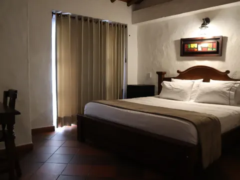 Hotel Prados De La Serrania - Lebrija