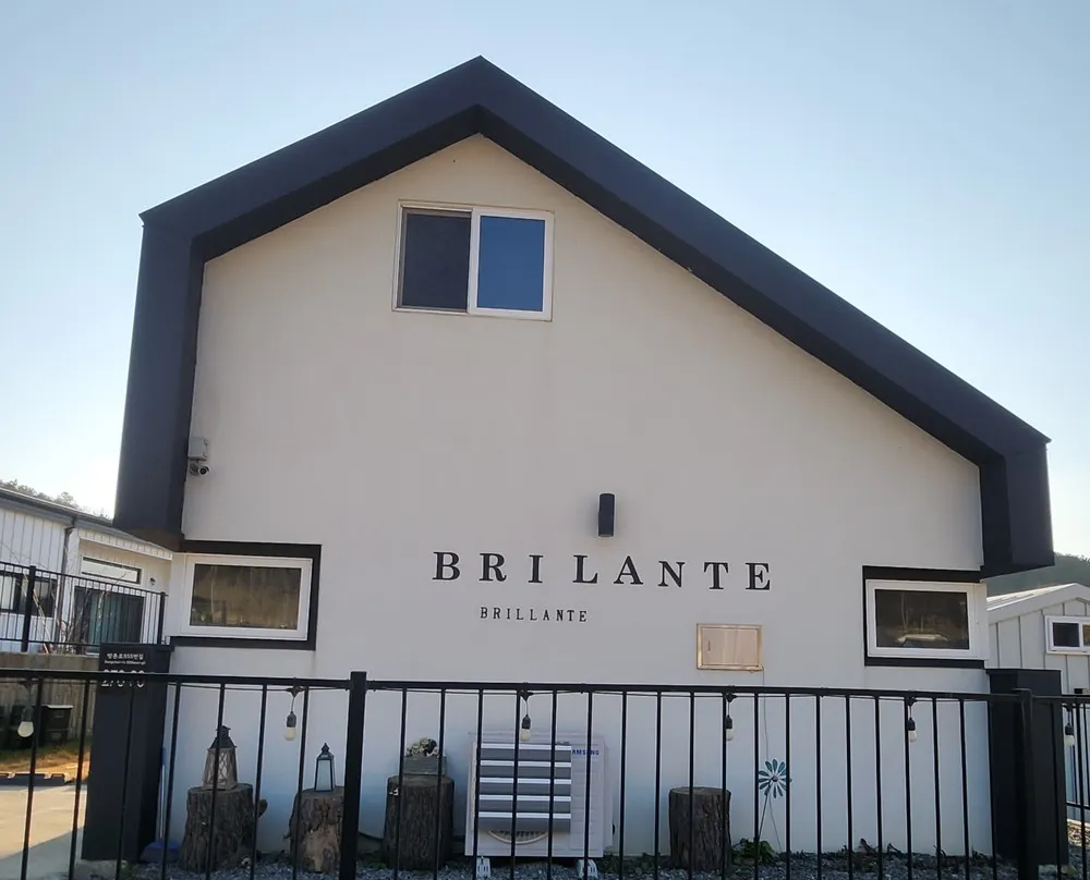 Paju Brillante Pension - 탄현면
