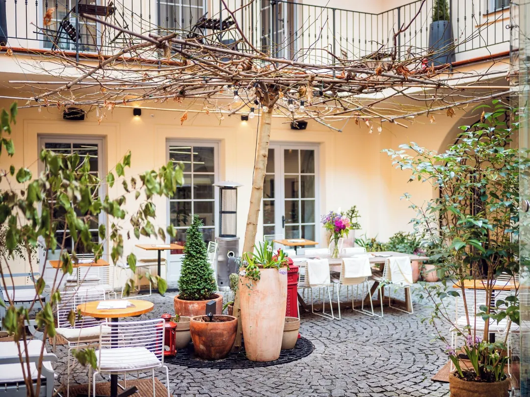 Old Royal Post Boutique Hotel & Premium Suites - Prague