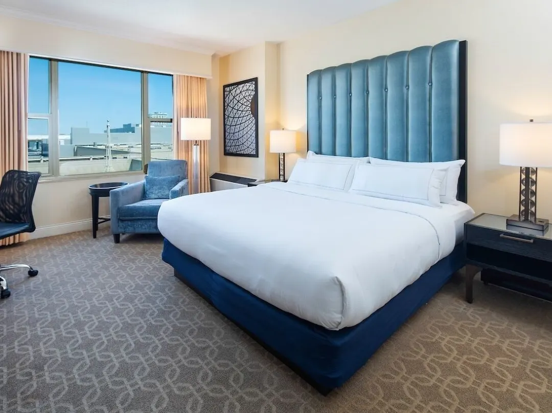 The Marc Hotel - Milwaukee