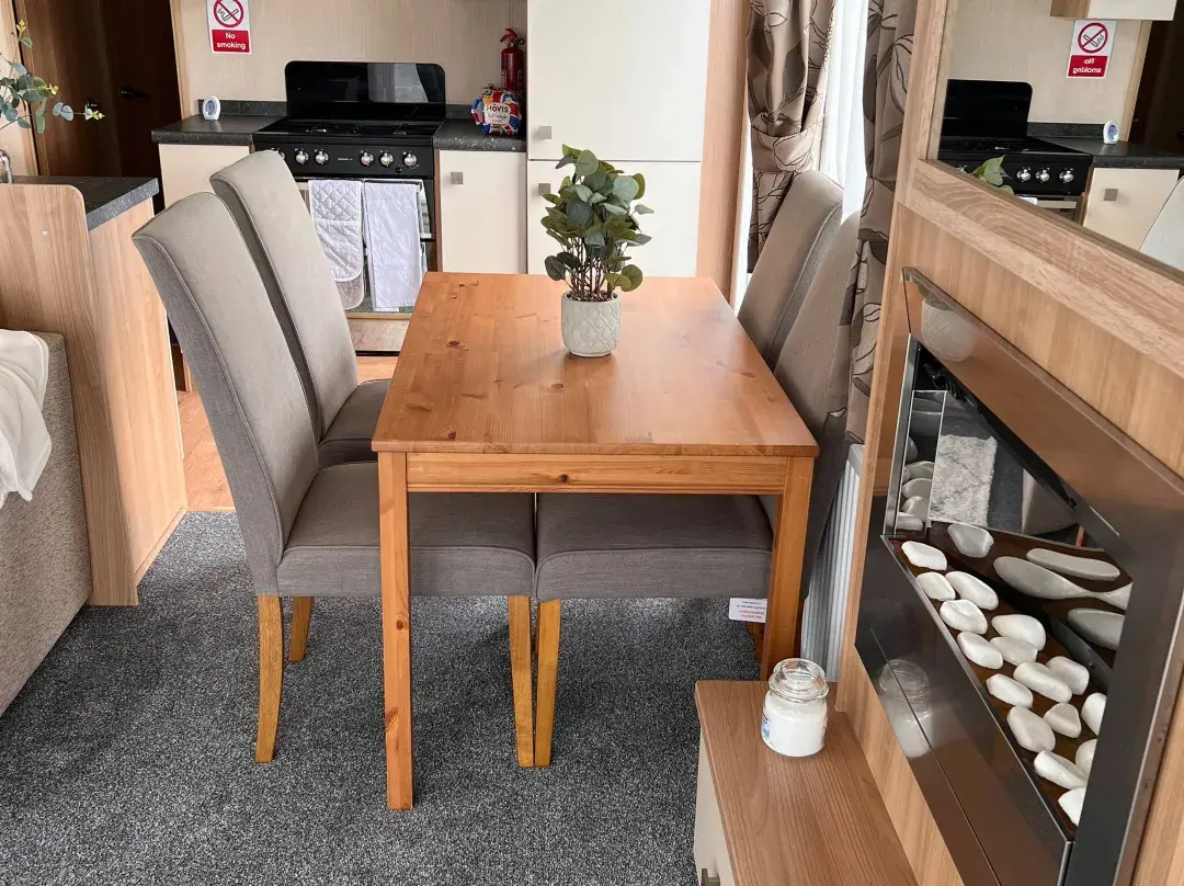 Peaceful Whitley Bay Getaway With Shared Indoor Pool - Northumberland