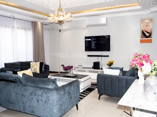 Lusaka Luxe: Your Private Oasis Awaits In The Heart Of Zambia - Lusaka