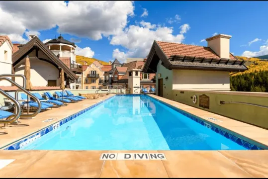 Expansive Deck And Hot Tub With Luxurious Amenities - Stunning Mountain Retreat - Vail, CO