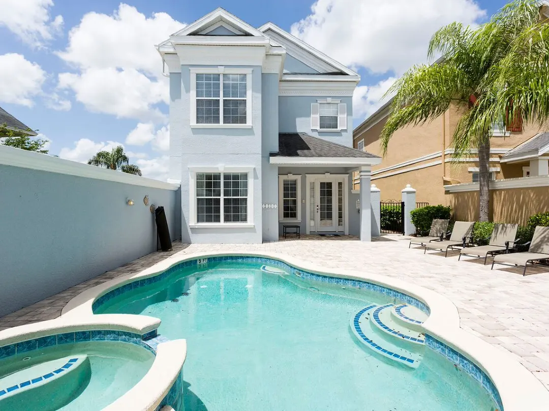 Private Pool And Water Park - Charming Vacation Retreat - Davenport, FL