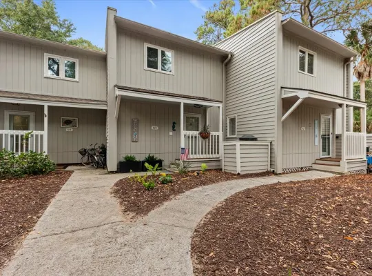 Gorgeous Golf Course Views And Modern Amenities - Charming Retreat - Edisto Beach, SC