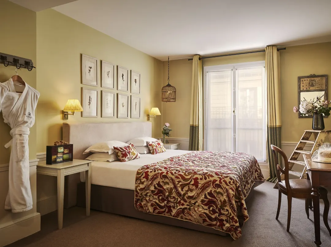 Hôtel Sainte-beuve - Paris
