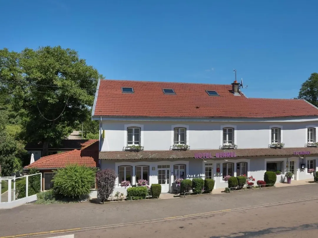 Logis Burnel Et La Cle Des Champs - Vosges