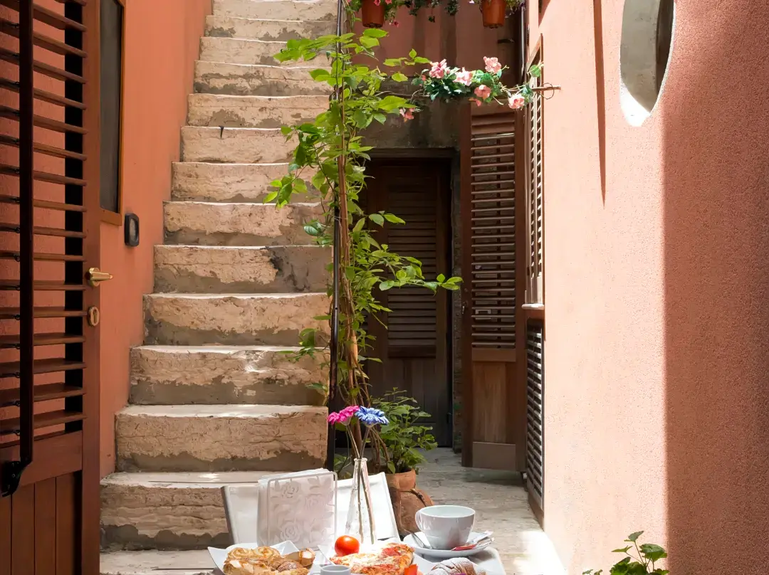 Il Cortile Fiorito Srl - Trapani