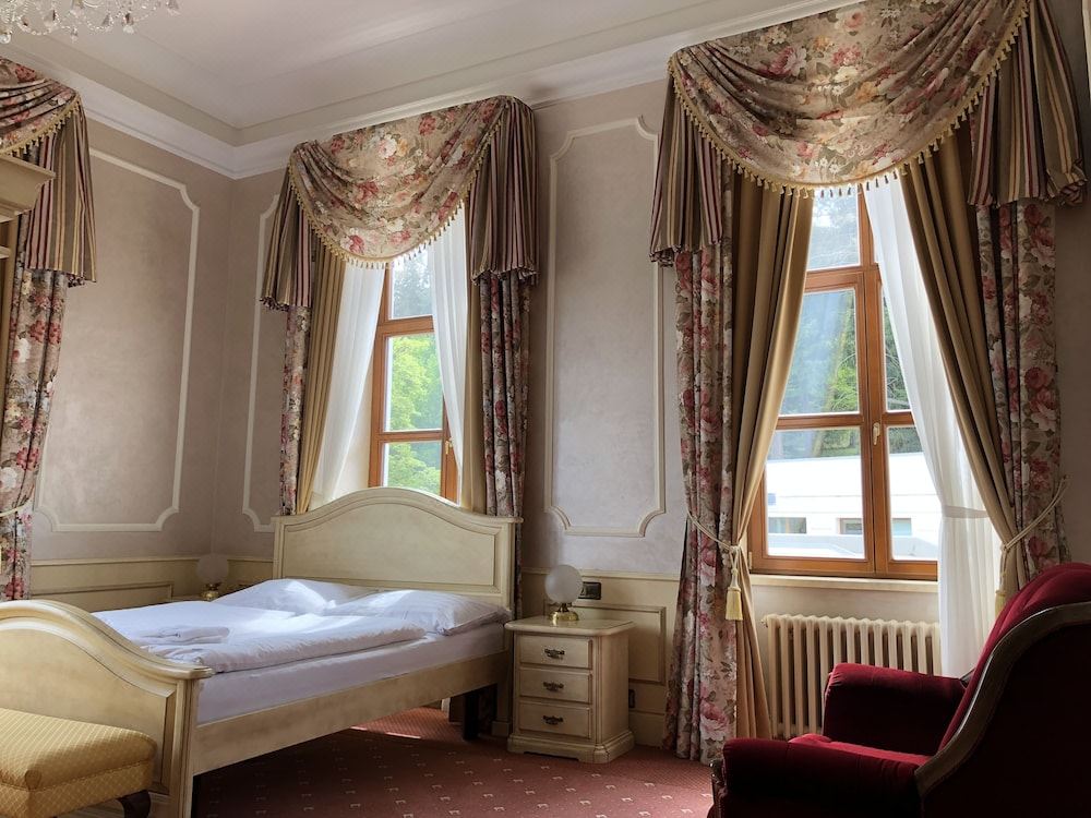 Hotel Château Cihelny - Karlovy Vary