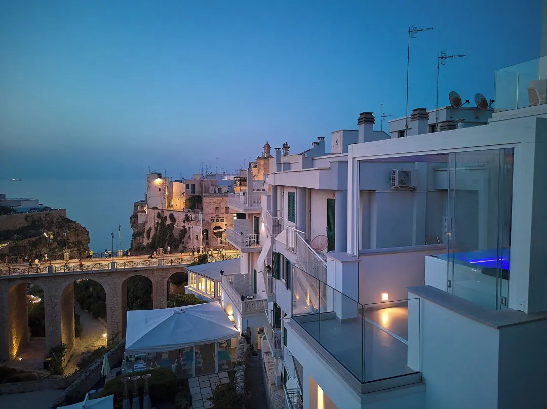 White Coast - Polignano a Mare