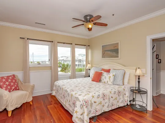 Covered Porch And Golf Cart Included - Stunning Harbor View Haven - Oak Island, NC