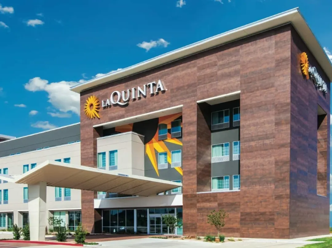 La Quinta Inn & Suites By Wyndham Tracy - Tracy, CA
