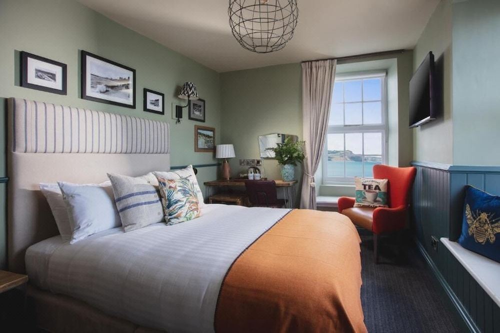 Rock Point Inn - Lyme Regis