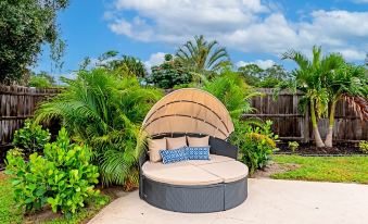 Private Retreat! 3D Tour! New Hot Tub & Salt Water Pool!, Sarasota ...
