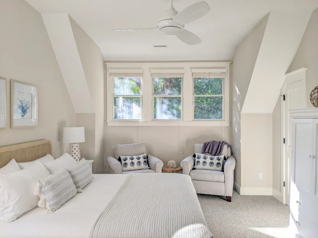 Large Deck On Main Level And Screened In Porch, Private Crofter; Access To Both Clubs! - Southport, NC