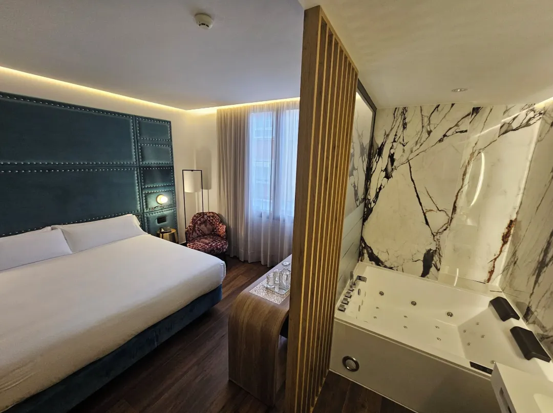 Hotel Las Tres Campanas - Badajoz