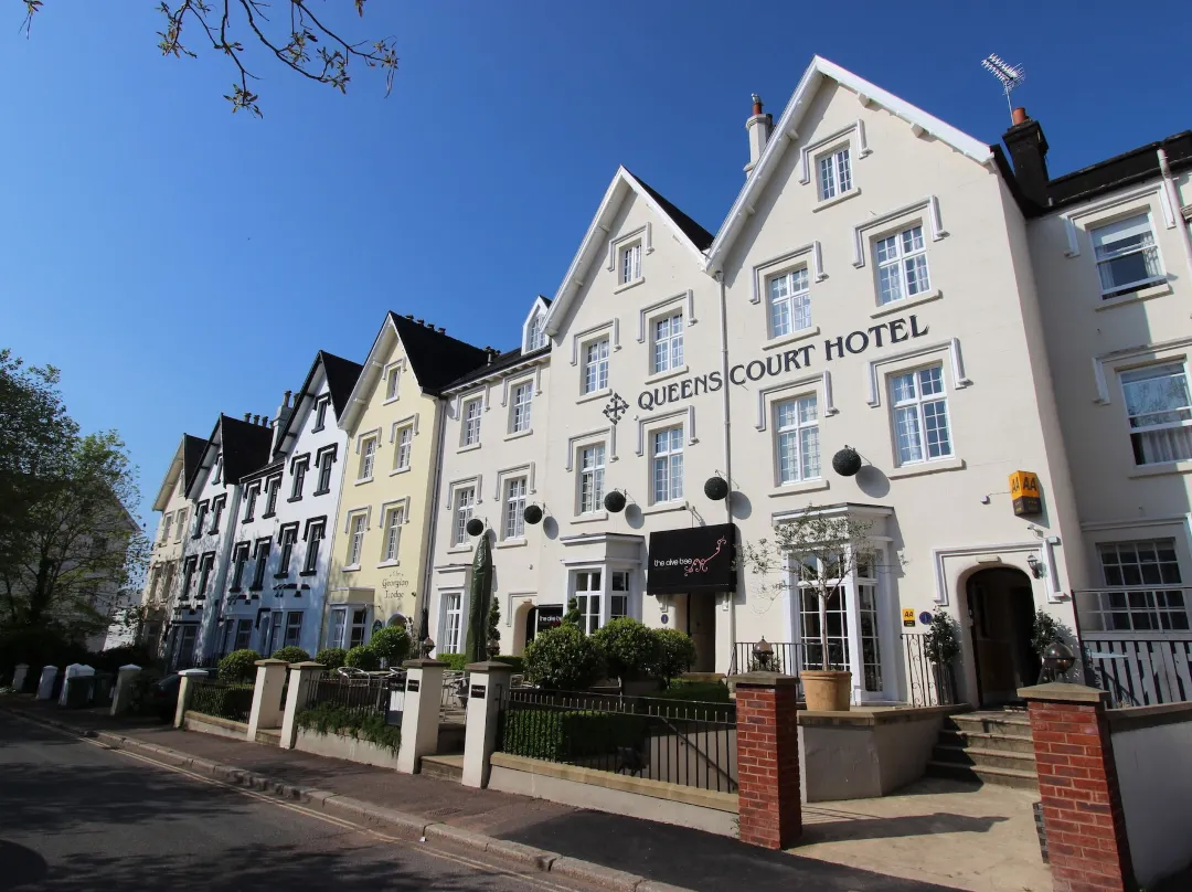 Queens Court Hotel - Exeter
