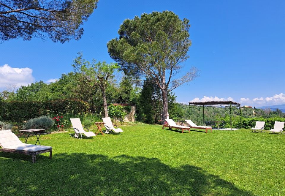 Romantic Barn with private terrace. External shared spaces: pool ...