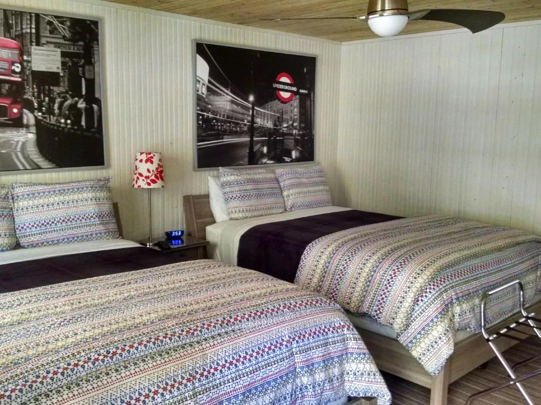 The Saugatuck Retro Resort Motel - Saugatuck, MI