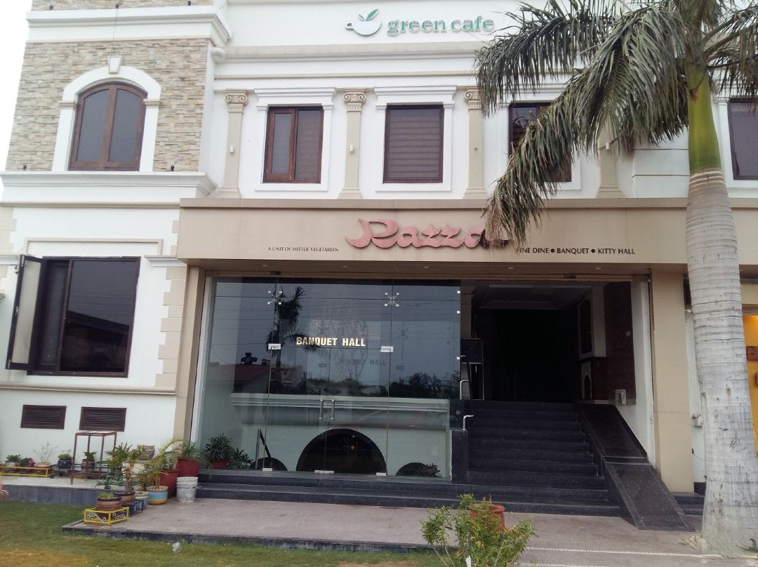 Hotel Razza - Khanna